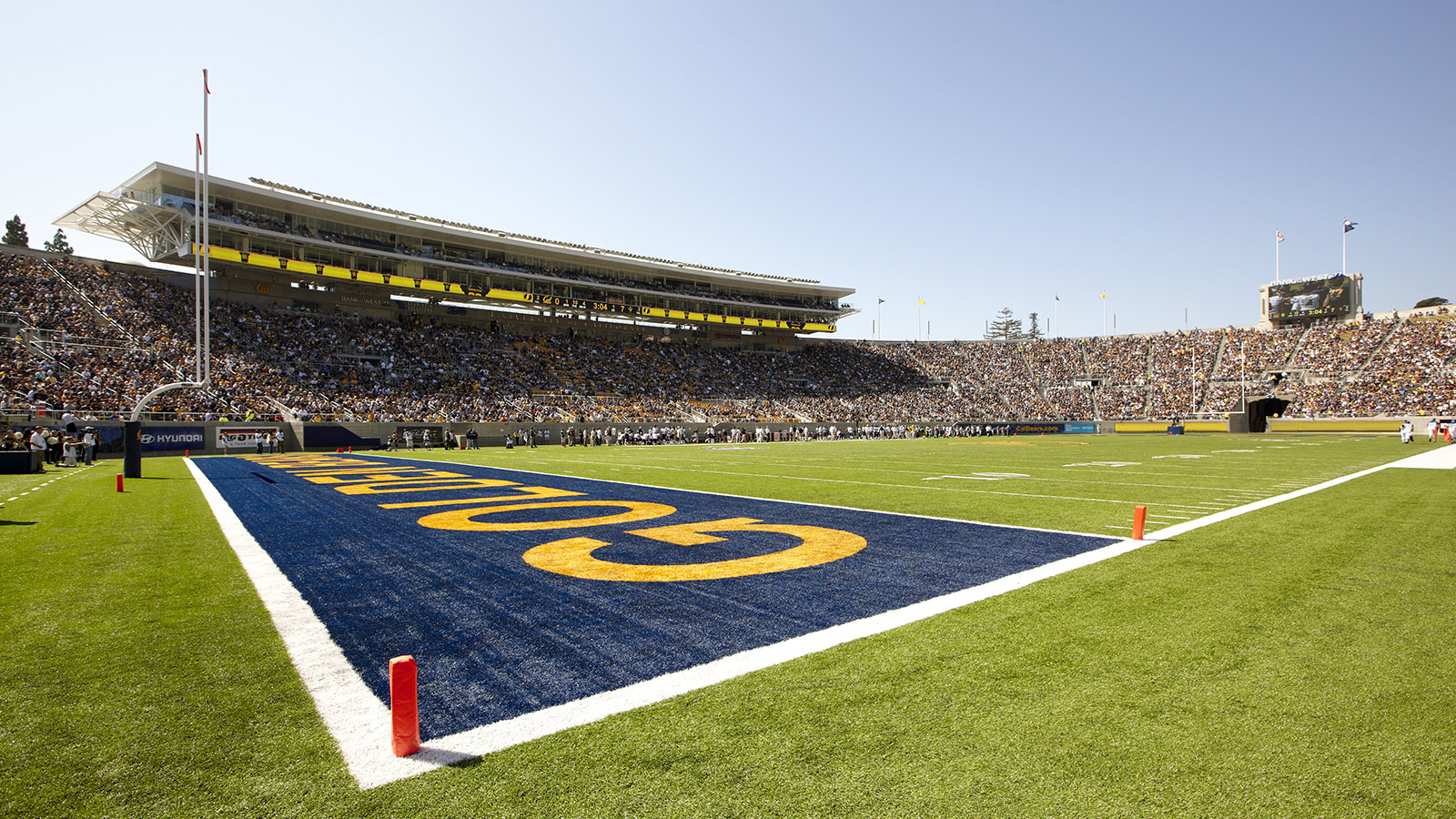 CAL Memorial Stadium | Meyer Sound